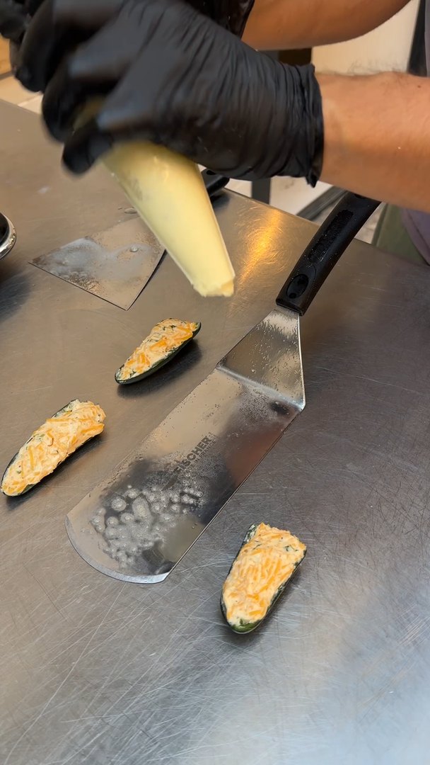 Jalapeño Popper Fries : recipe Chefclub | chefclub.tv
